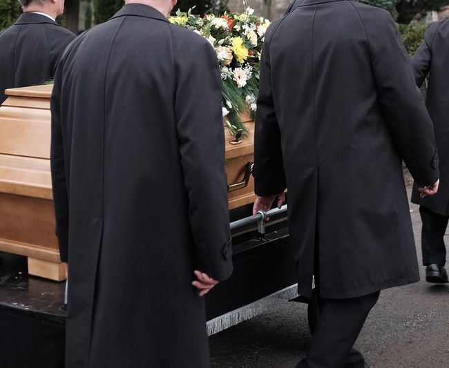 Compare Different Types of Funerals | Distinct Cremations