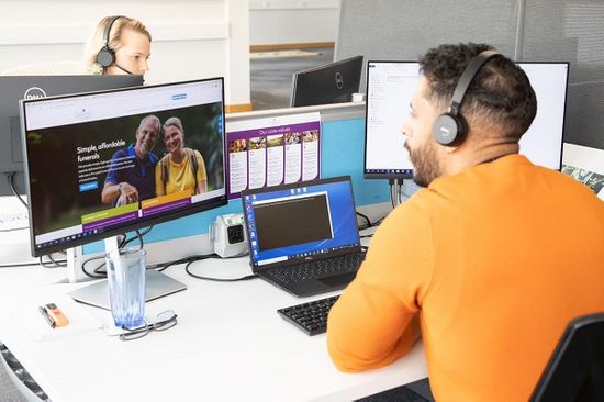 About Us - Cremation Specialists | Distinct Cremations